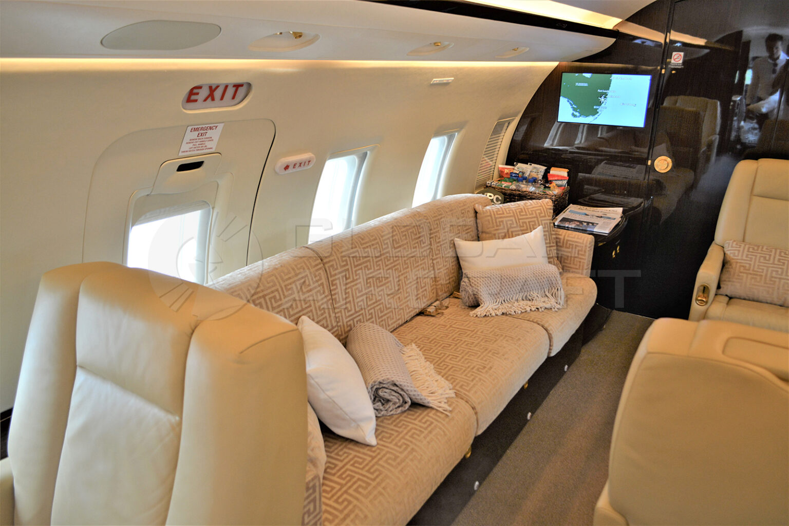 2006 Bombardier Challenger 604 - On Deck Aviation